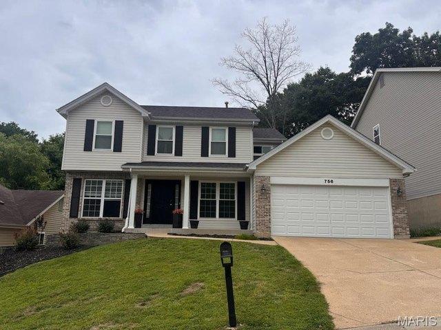 756 Shadow Pine Dr, Fenton, MO 63026