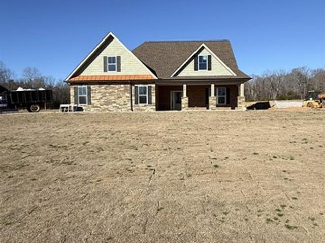 756 Ruby Golightly Dr, Inman, SC 29349