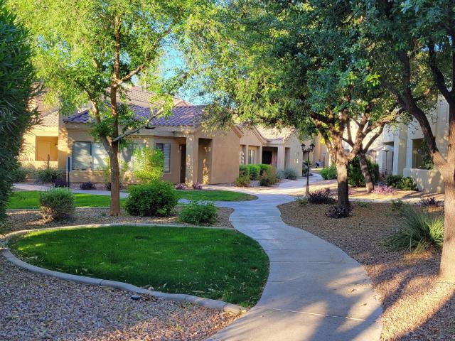 7575 e indian bend road # 2027