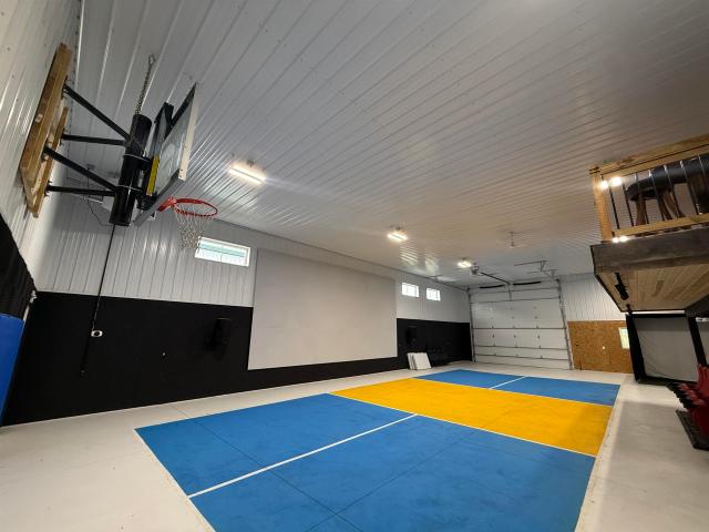 7577 blacktop way