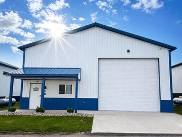 7577 Blacktop Way Unit 35, Neenah, WI 54956