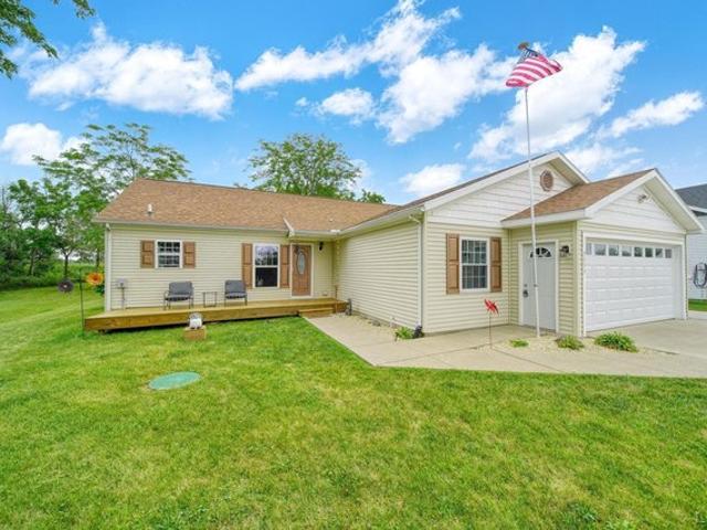 7577 Sherlock Dr, Onsted, MI 49265