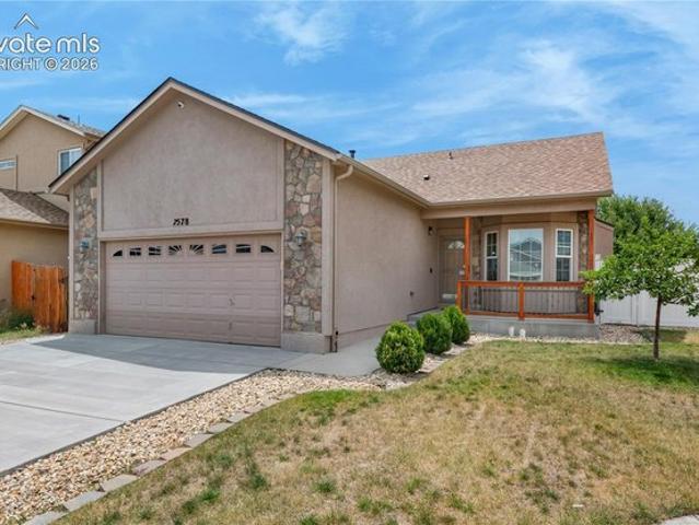 7578 Sun Prairie Dr, Colorado Springs, CO 80925