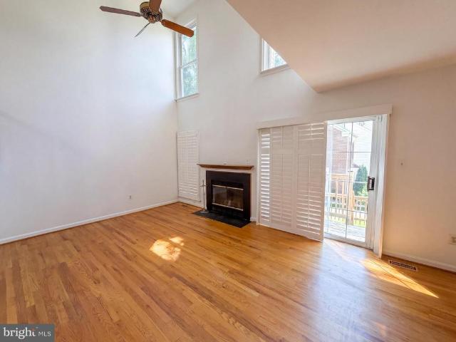 7579 Chrisland Cove