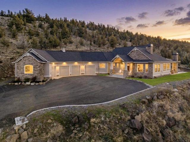 7579 SE Night Hawk Ct, Prineville, OR 97754