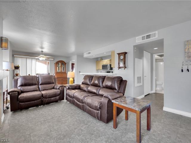 7570 W Flamingo Road 115