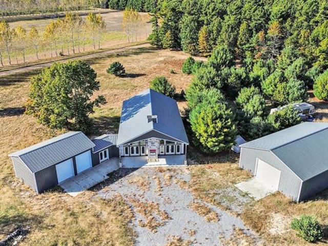 7570 W Warren Rd, Shelby, MI 49455