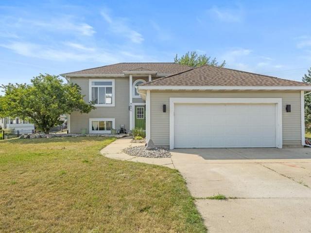 7571 Keiser Ct, Hudsonville, MI 49426