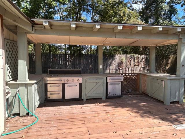 757 Charter Oaks Dr, Conroe, TX 77302 | MLS #40506 | Compass