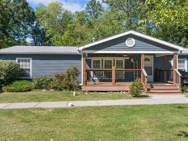 757 Birkhead Rd, Winfield, MO 63389