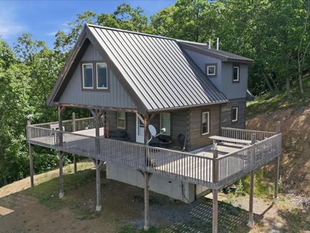 757 Brocket Dr, Springfield, WV 26763