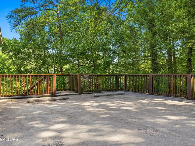 757 Golf View Blvd