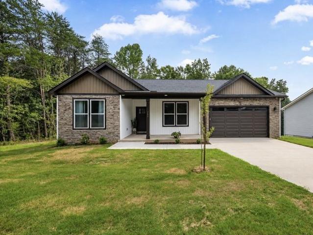 757 Garland Dr, Spartanburg, SC 29301