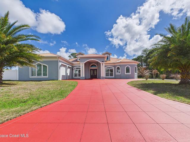 757 Donau Ave NW, Palm Bay, FL 32907 | MLS #1071 | Compass