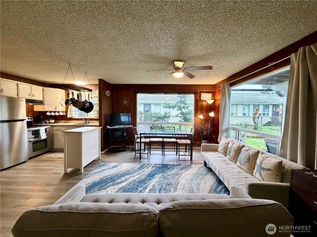 757 Ocean Court NW # 13