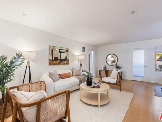 757 Ocean Ave #106, Santa Monica, CA 90402
