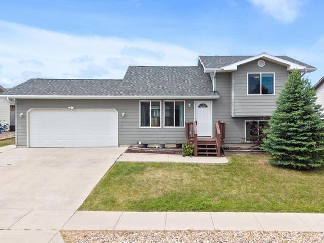 757 Old Cavalry Rd, Rapid City, SD 57719