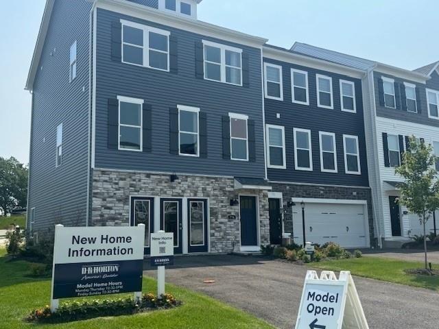 757 Olivia St, Pittsburgh, PA 15205