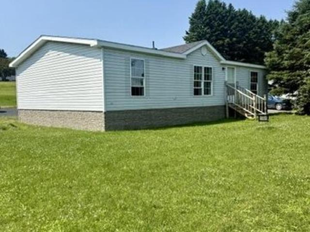 757 Main St, Madawaska, ME 04756