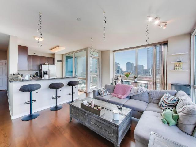 757 n orleans street # 909