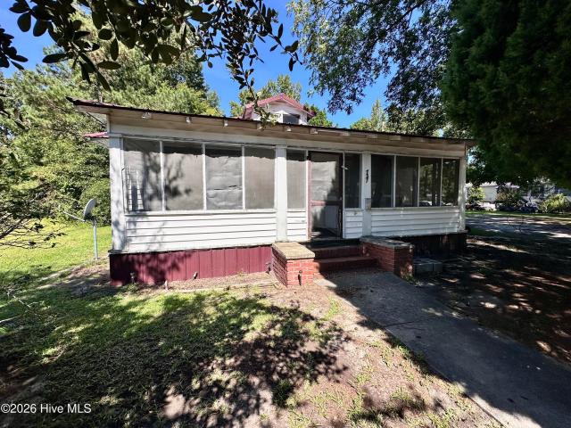 757 Pamlico Street