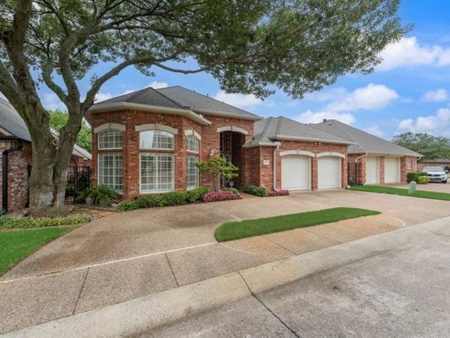 757 Village Green Dr, Desoto, TX 75115