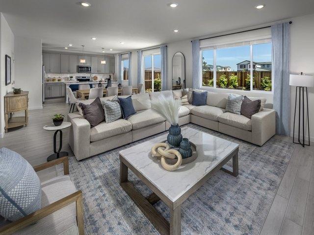 7585 Sachet Way, Sacramento, CA 95829