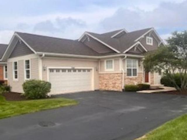 7586 Blairmore Dr, Rockford, IL 61107