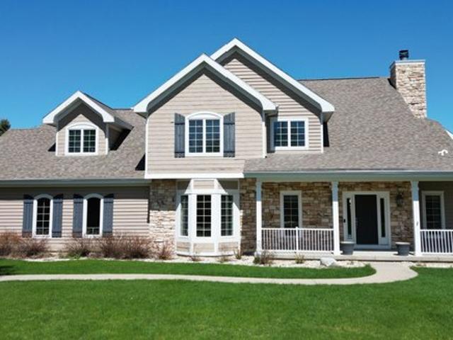 7588 Baltic Dr, Verona, WI 53593
