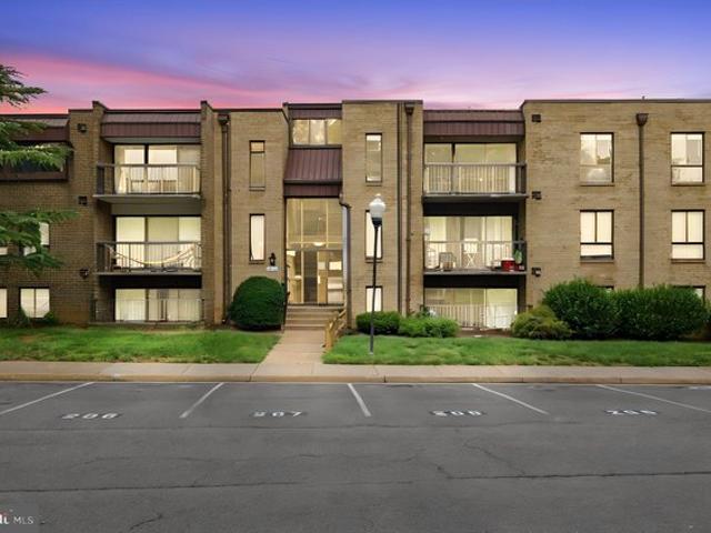7589 Margate Ct Apt 204, Manassas, VA 20109