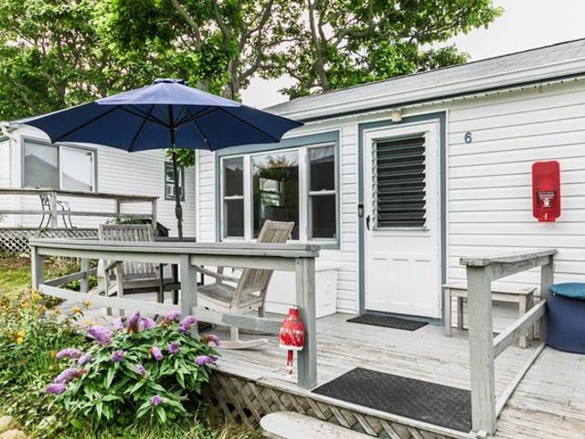 75/81 E Lake Dr Unit 6, Montauk, NY 11954