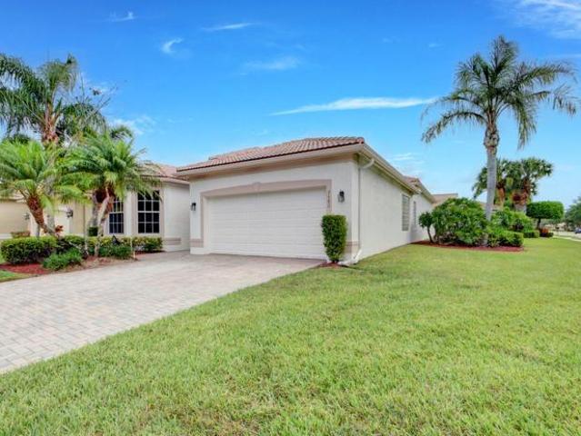 7582 Pebble Shores Terrace, Lake Worth, FL 33467