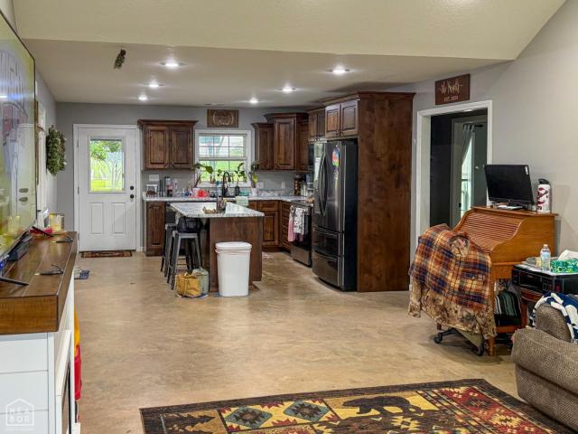 758 County Road 648
