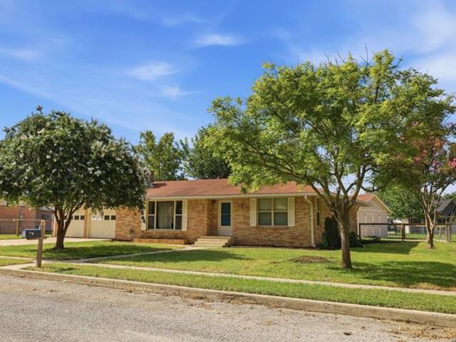 758 Carl Dr, New Braunfels, TX 78130