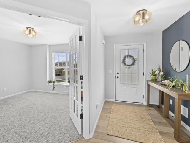 758 Burr Oak Ct