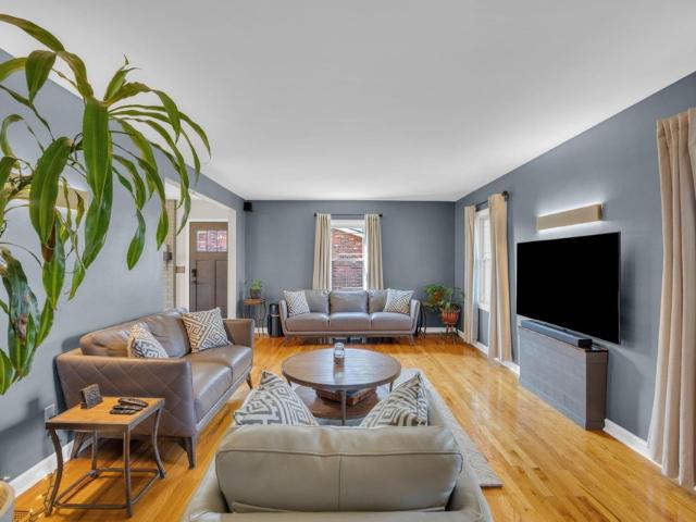 758 Meadow View Drive