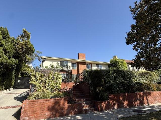 758 S Windsor Boulevard