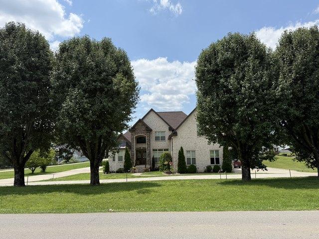 758 Waldron Rd, La Vergne, TN 37086