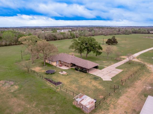 758 Wire Road