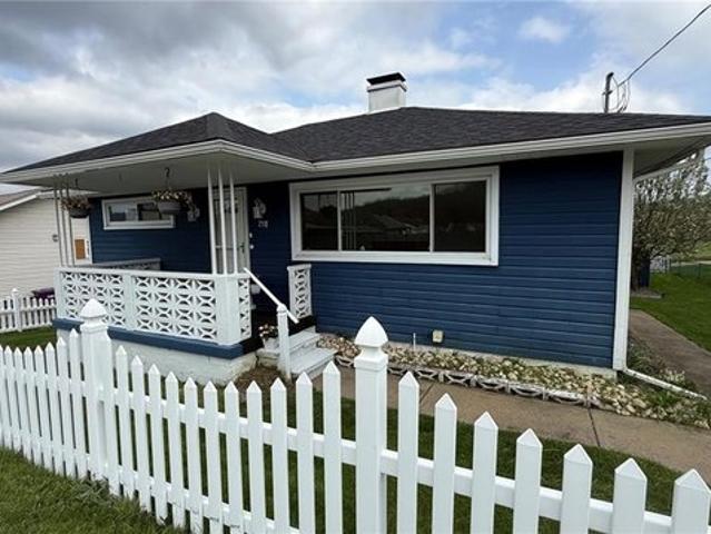 758 Zandona St, New Kensington, PA 15068
