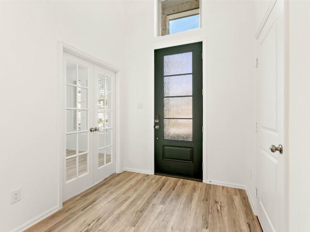 7594 Angels Landing Lane