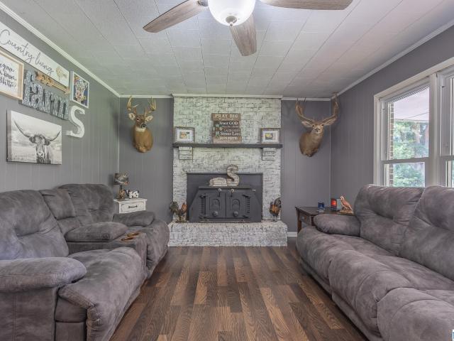 7594 County Road 82
