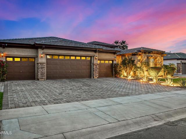 7598 N 85TH Drive