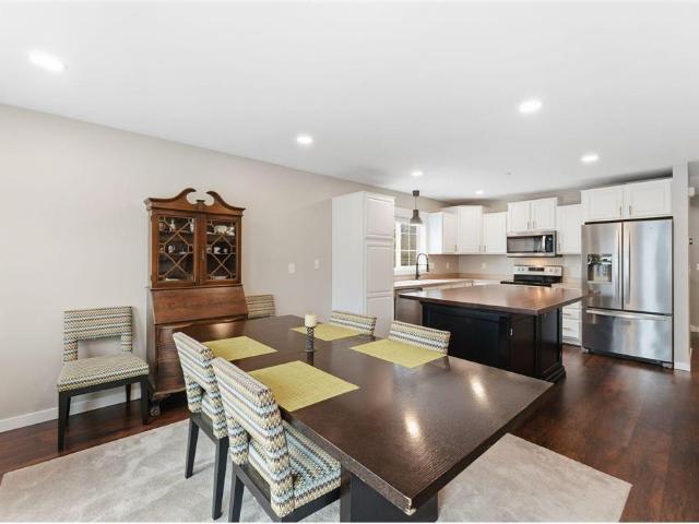 7598 Crimson Lane