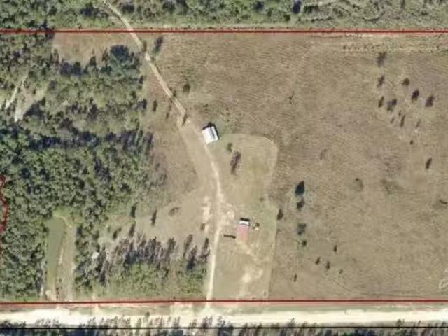 7598 WALTHER RD, MILTON, FL 32570 Single Family Residence For.