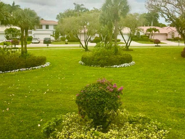 7599 Glendevon Ln, Unit 1507, Delray Beach, FL 33446 | MLS #B26010 | Compass