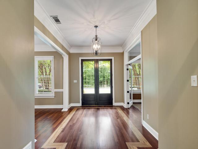 7590 chapel creek pky n
