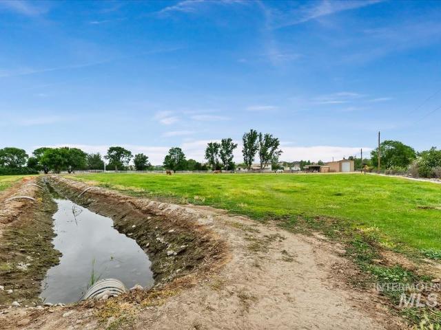 7590 Elko Lane