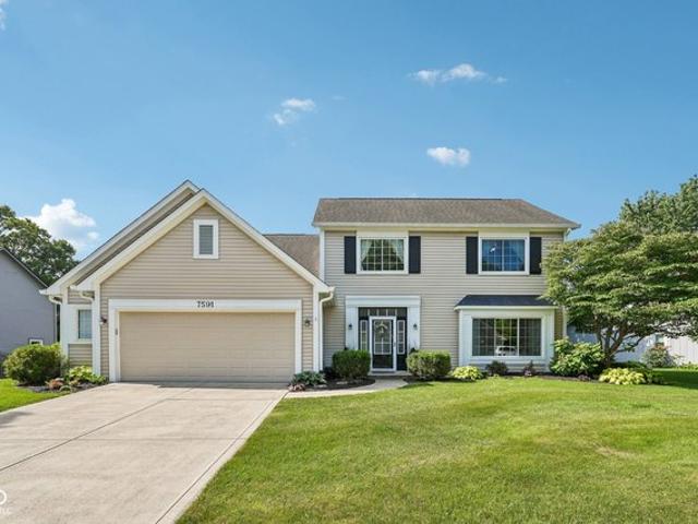 7591 Meadow Ridge Dr, Fishers, IN 46038
