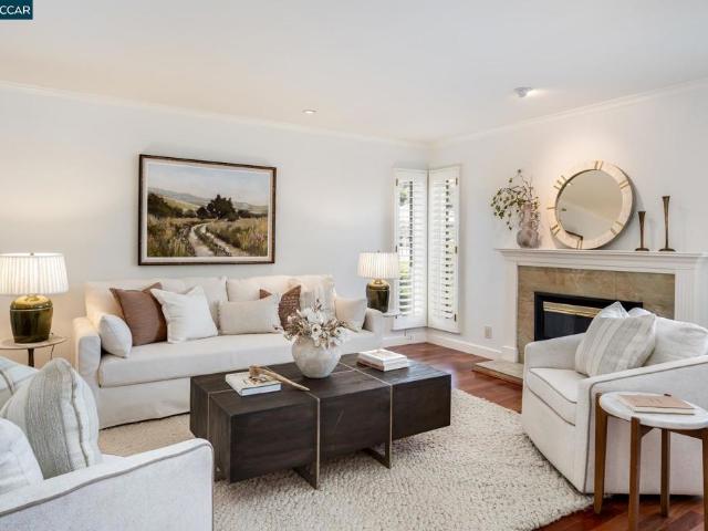 7591 Northland Pl